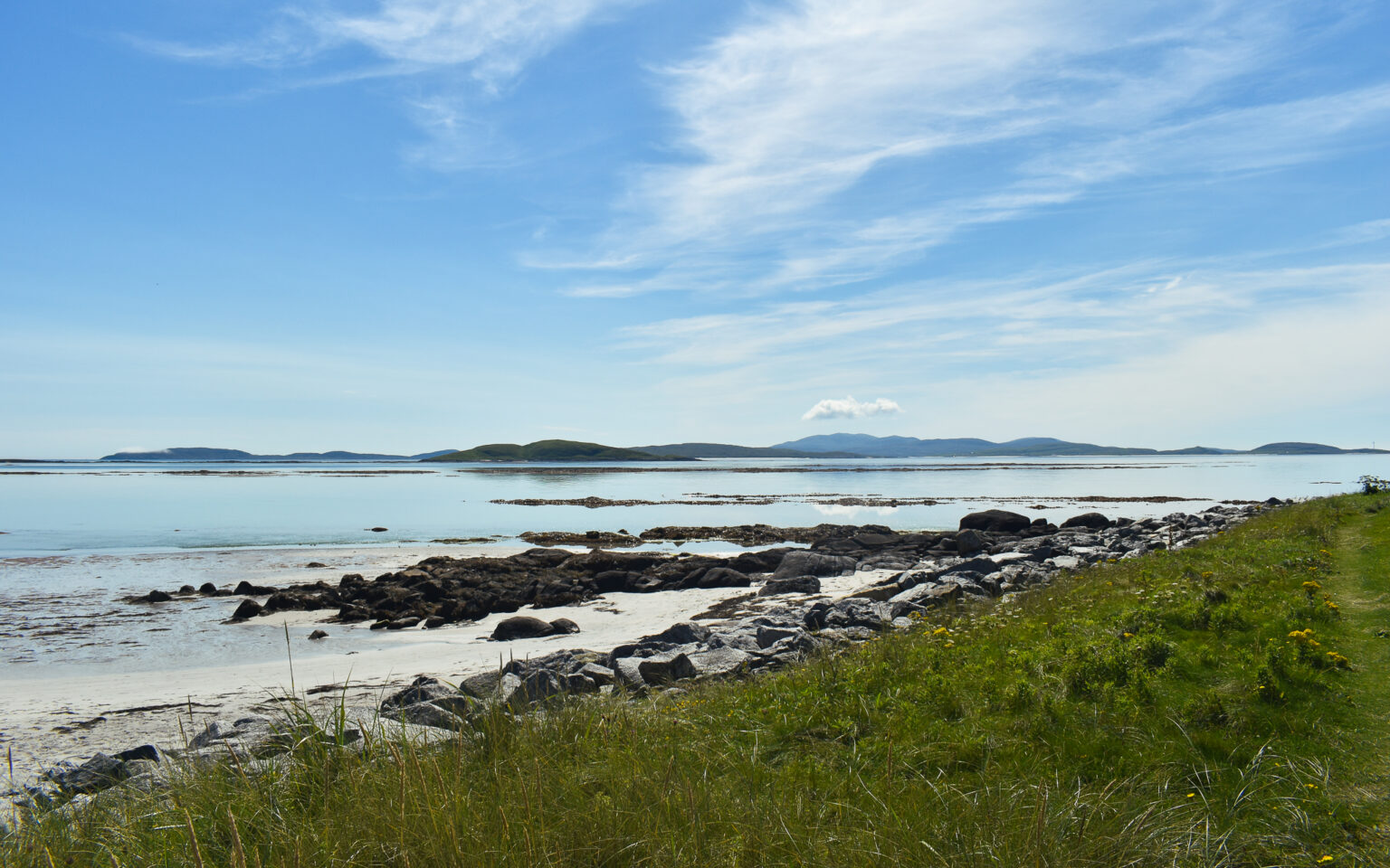 Ultimate Hebridean Way Hiking Guide | adventure-compass.com